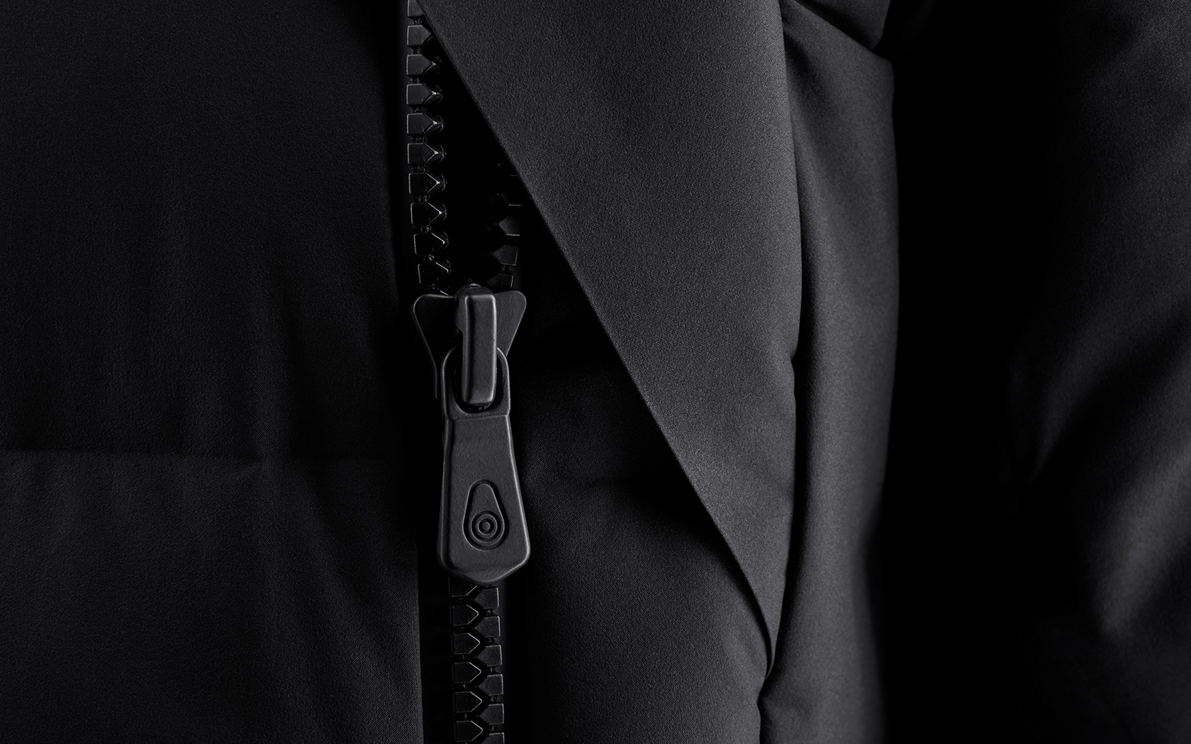 BLACK ICE GORE TEX DOWN PARKA | Sail Racing Official